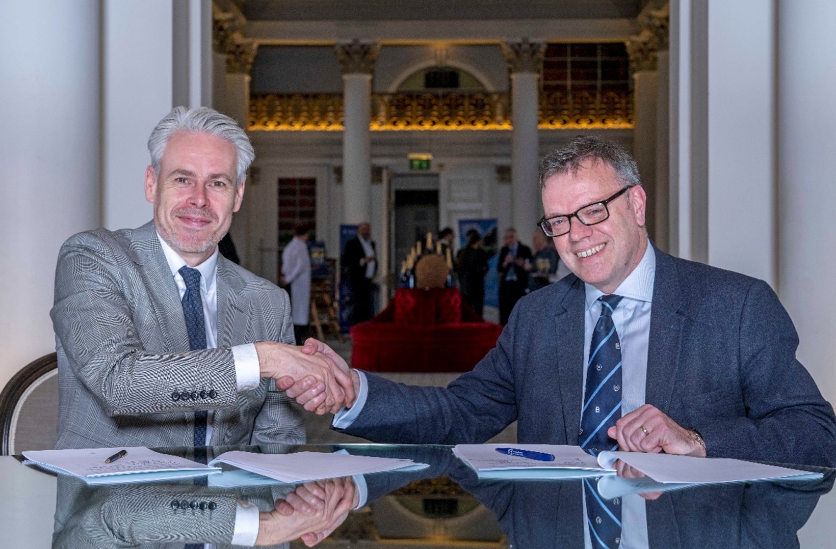 Announcing the opening of the Quantum Software Lab at the University of ...